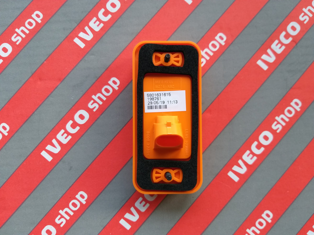 5801631615 LUCE DI INGOMBRO A LED IVECO STRALIS TRAKKER CURSOR HI-WAY ...